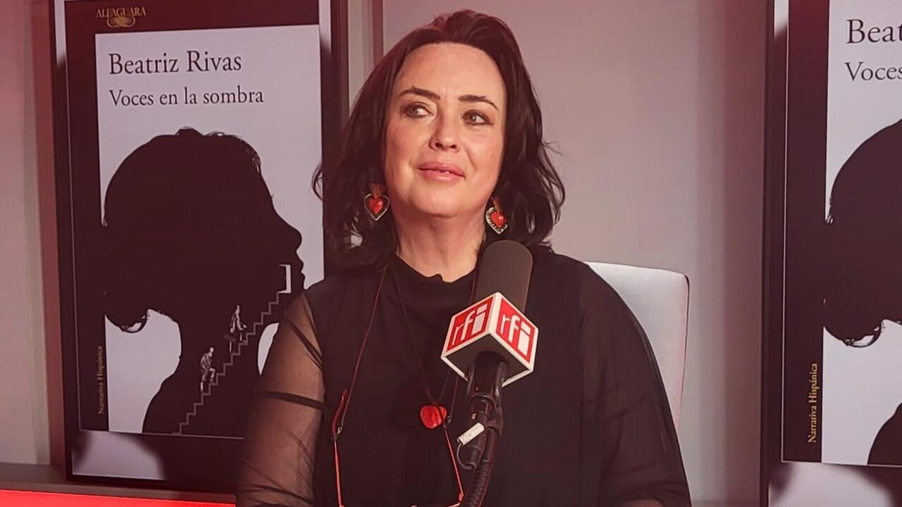 La escritora mexicana Beatriz Rivas presenta ‘Voces en la sombra’ en París - El Invitado de RFI